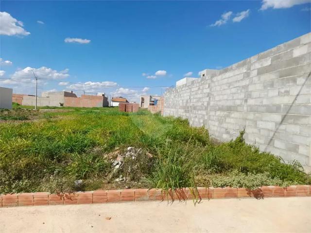 Terreno / Lote para Venda em São Carlos/SP Residencial Arcoville