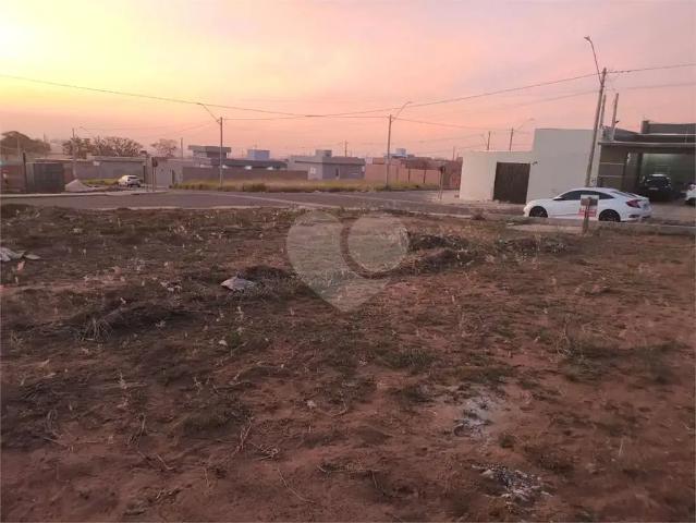 Terreno / Lote para Venda em São Carlos/SP Residencial Arcoville