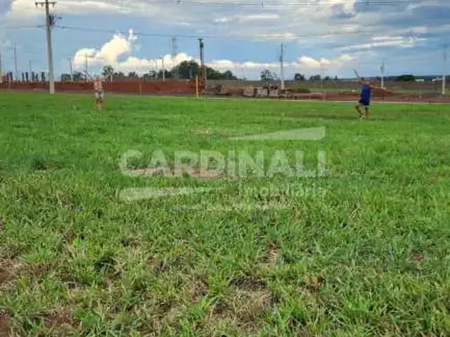 Terreno / Lote para Venda em São Carlos/SP Residencial Parati