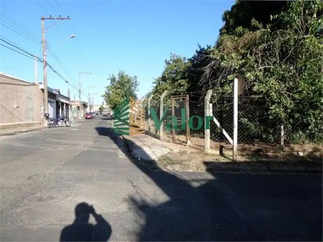 Terreno / Lote para Venda em São Carlos/SP Vila Izabel