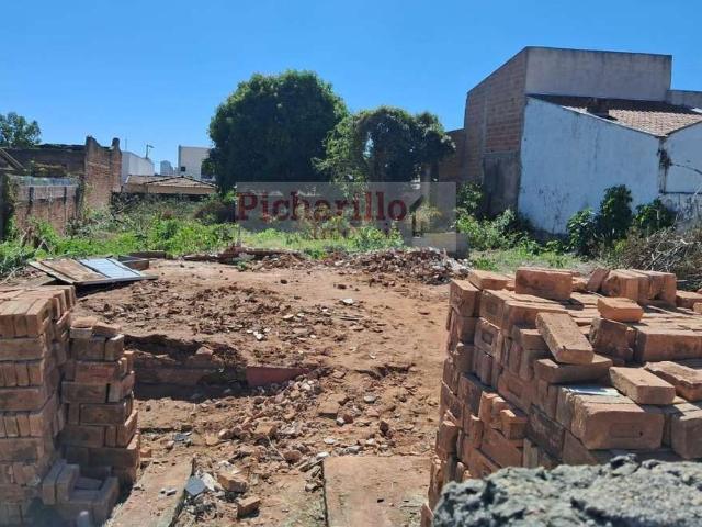 Terreno / Lote para Venda em São Carlos/SP Vila Marcelino