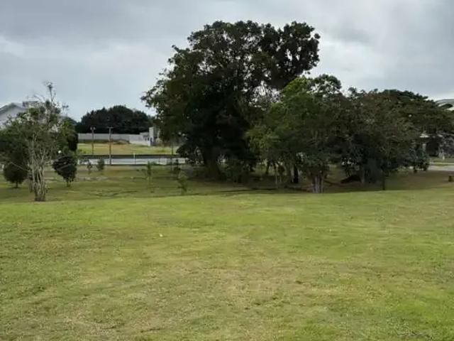 Terreno / Lote para Venda em São Francisco do Sul/SC Iperoba