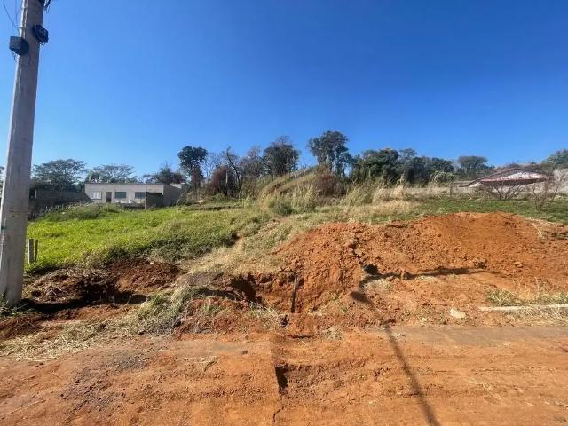 Terreno / Lote para Venda em São José do Rio Pardo/SP João Minussi