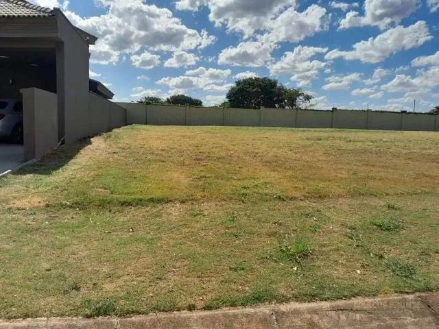Terreno / Lote para Venda em São José do Rio Preto/SP Quinta do Golfe Jardins