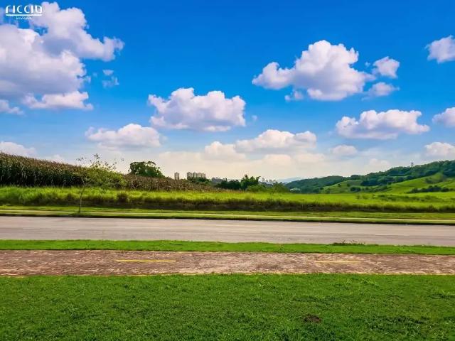 Terreno / Lote para Venda em São José dos Campos/SP Condomínio Recanto da Baronesa