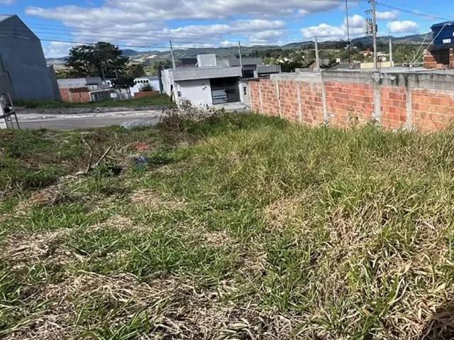 Terreno / Lote para Venda em São José dos Campos/SP Bairrinho