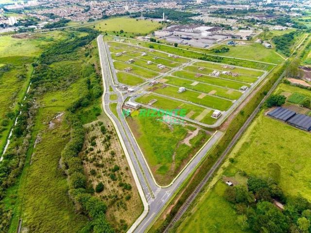 Terreno / Lote para Venda em São José dos Campos/SP Jardim das Flores