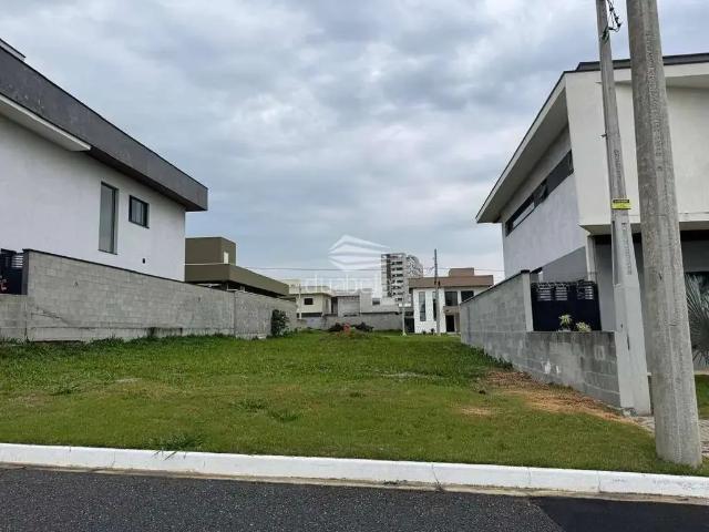 Terreno / Lote para Venda em São José dos Campos/SP Loteamento Floresta