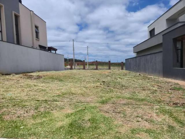 Terreno / Lote para Venda em São José dos Campos/SP Loteamento Floresta