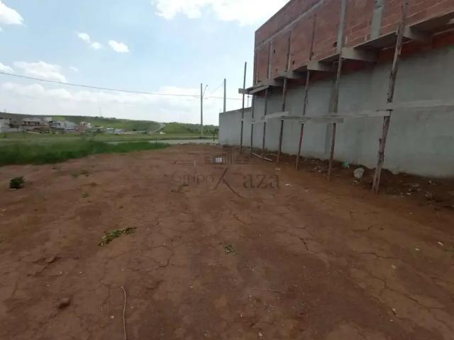 Terreno / Lote para Venda em São José dos Campos/SP Setville Altos de São José
