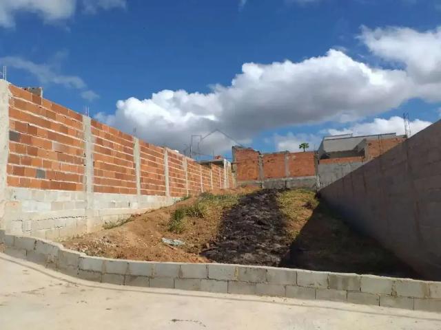 Terreno / Lote para Venda em São José dos Campos/SP Setville Altos de São José