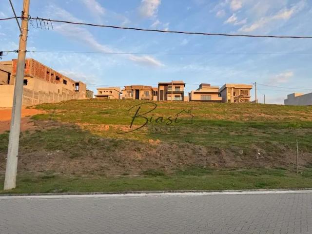 Terreno / Lote para Venda em São José dos Campos/SP Urbanova