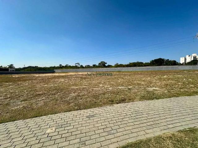 Terreno / Lote para Venda em São José dos Campos/SP Urbanova
