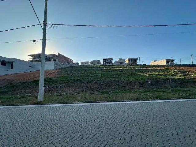 Terreno / Lote para Venda em São José dos Campos/SP Urbanova