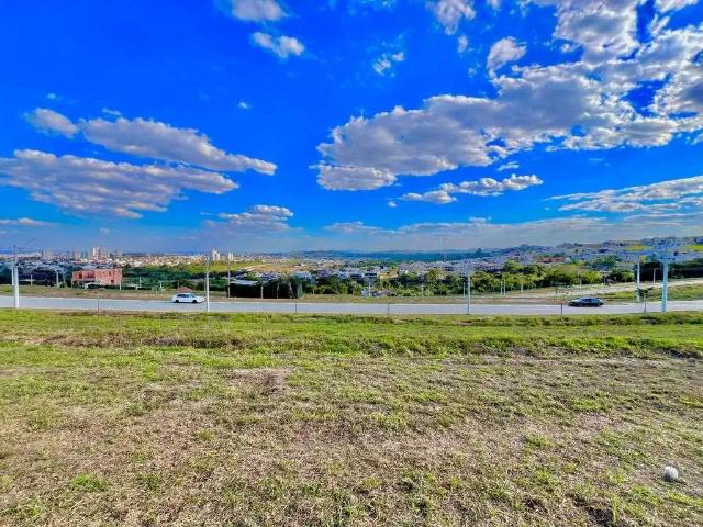 Terreno / Lote para Venda em São José dos Campos/SP Urbanova