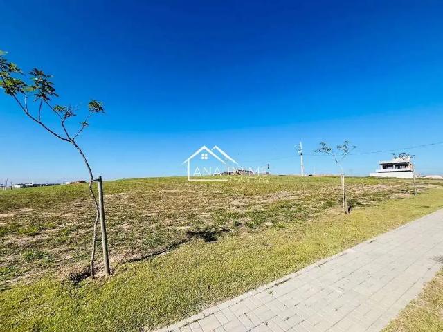 Terreno / Lote para Venda em São José dos Campos/SP Urbanova