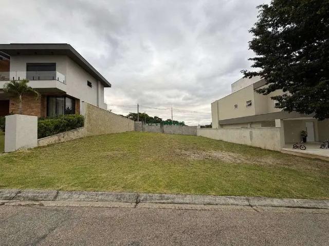 Terreno / Lote para Venda em São José dos Campos/SP Urbanova