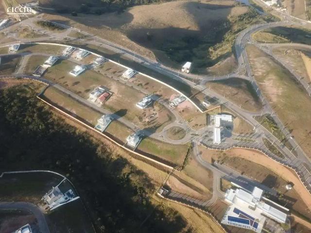 Terreno / Lote para Venda em São José dos Campos/SP Urbanova