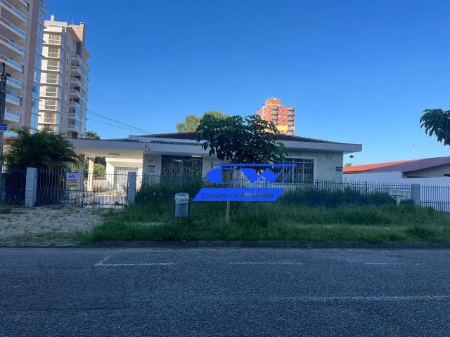 Terreno / Lote para Venda em São José dos Pinhais/PR Centro