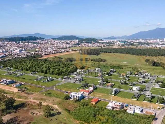 Terreno / Lote para Venda em São José/SC Forquilhas