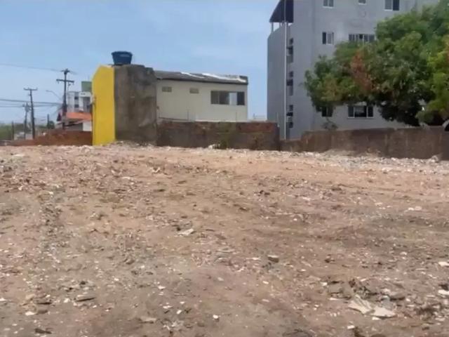 Terreno / Lote para Venda em São Luís/MA Cohafuma
