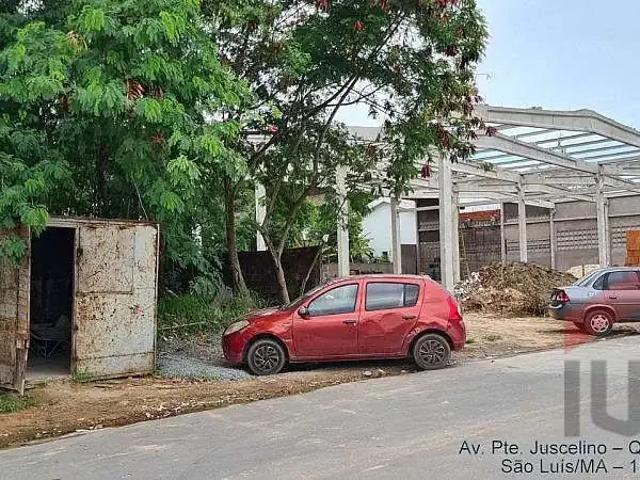 Terreno / Lote para Venda em São Luís/MA Pedrinhas