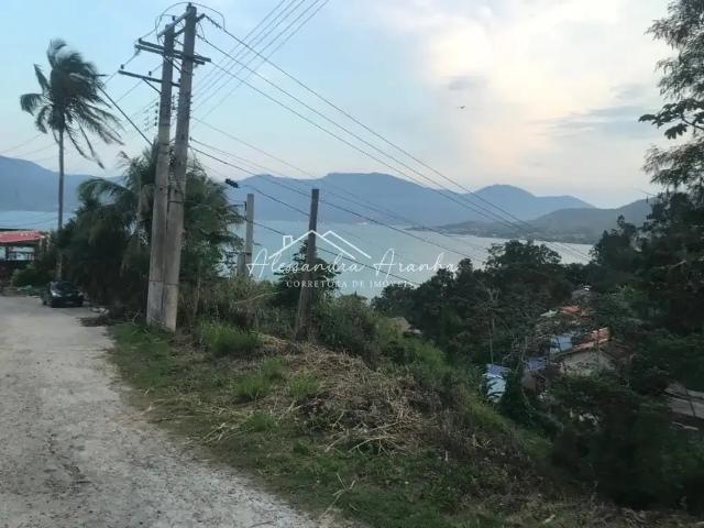 Terreno / Lote para Venda em São Sebastião/SP Cigarras