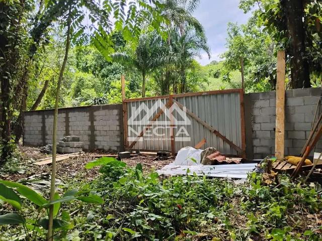 Terreno / Lote para Venda em São Sebastião/SP Boiçucanga