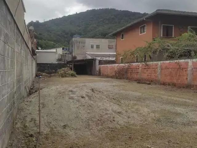 Terreno / Lote para Venda em São Sebastião/SP Boiçucanga