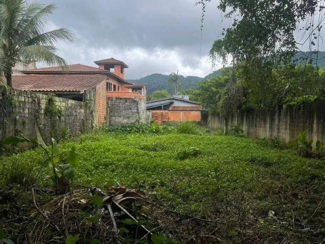 Terreno / Lote para Venda em São Sebastião/SP Boiçucanga