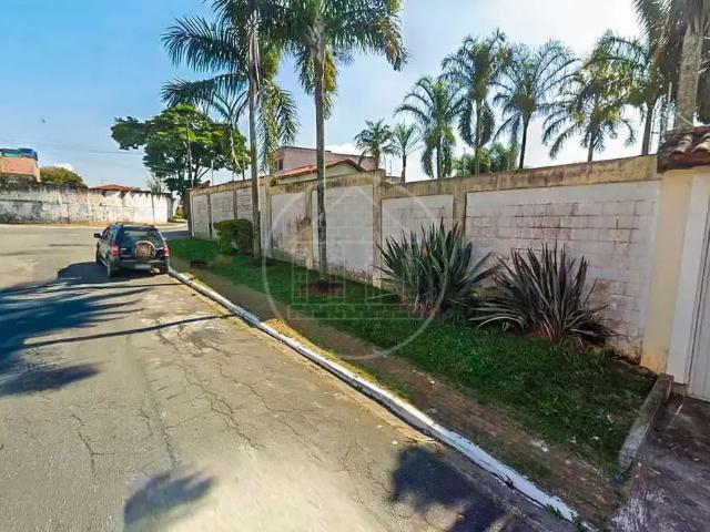 Terreno / Lote para Venda em São Paulo/SP Terceira Divisão de Interlagos