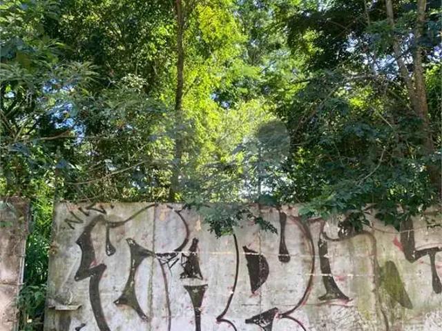 Terreno / Lote para Venda em São Paulo/SP Tremembé