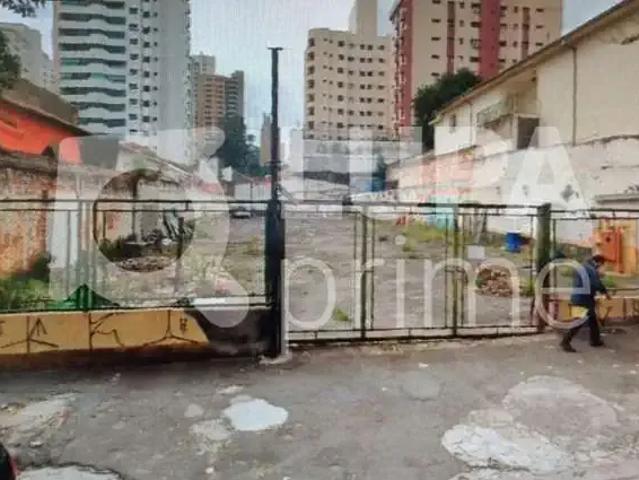 Terreno / Lote para Venda em São Paulo/SP Água Fria