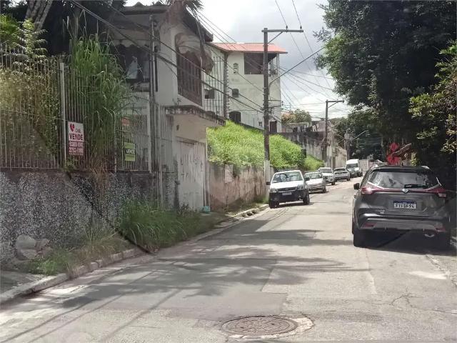 Terreno / Lote para Venda em São Paulo/SP Horto