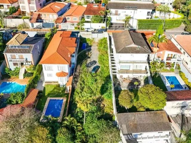Terreno / Lote para Venda em São Paulo/SP Interlagos
