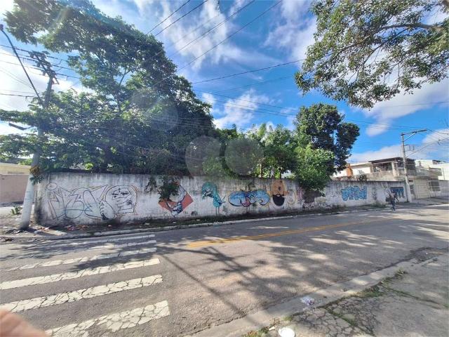 Terreno / Lote para Venda em São Paulo/SP Itaim Paulista