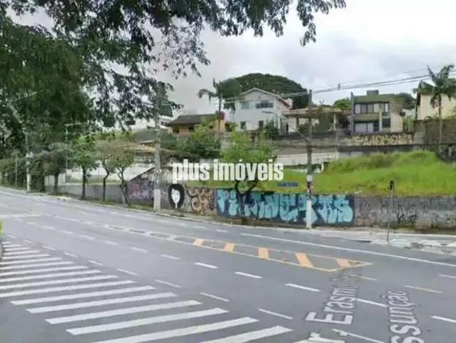 Terreno / Lote para Venda em São Paulo/SP Morumbi