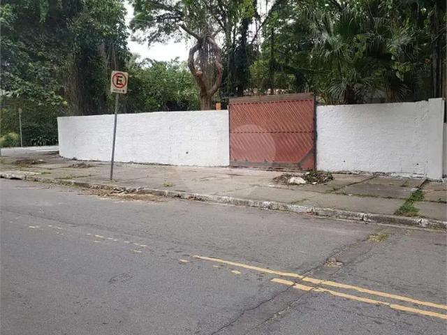 Terreno / Lote para Venda em São Paulo/SP Morumbi