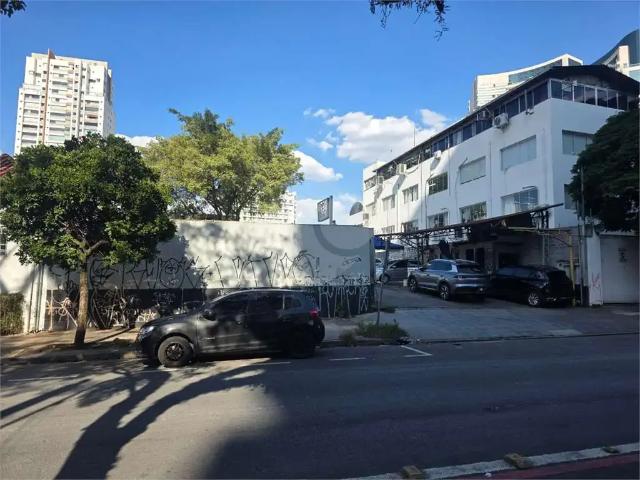 Terreno / Lote para Venda em São Paulo/SP Pinheiros