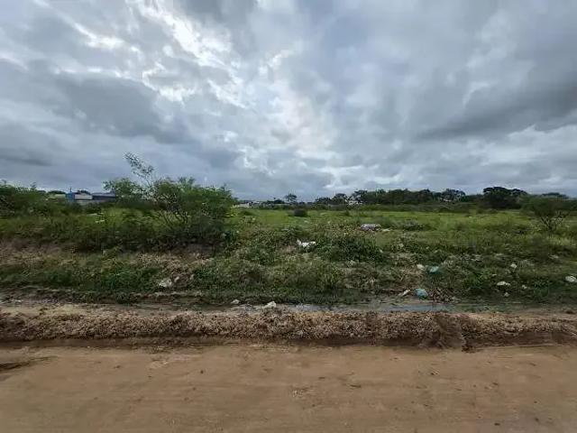 Terreno / Lote para Venda em São Pedro da Aldeia/RJ Centro