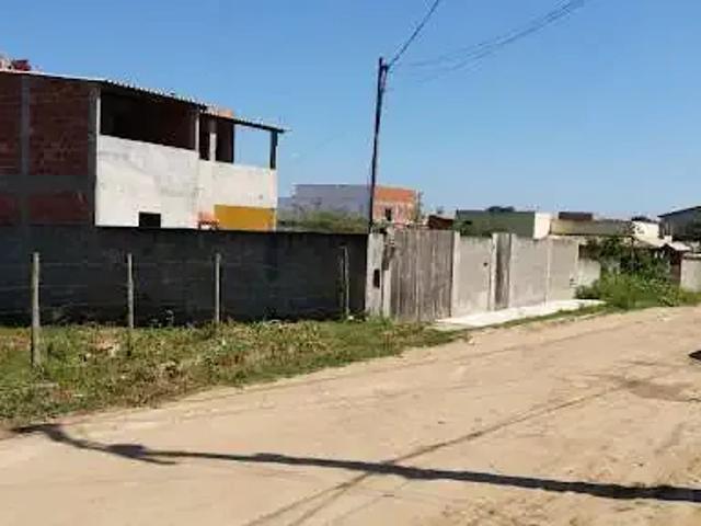 Terreno / Lote para Venda em São Pedro da Aldeia/RJ Morro do Milagre