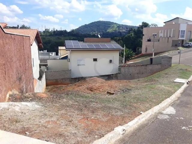 Terreno / Lote para Venda em São Roque/SP Loteamento Villa Di Roma