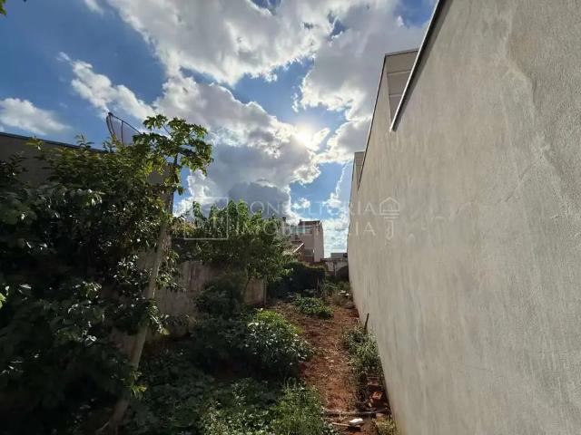 Terreno / Lote para Venda em Santa Bárbara D'Oeste/SP Jardim Mollon