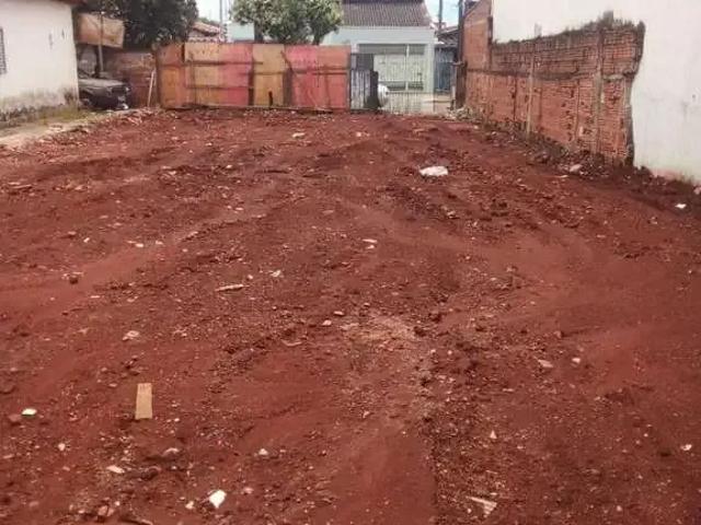 Terreno / Lote para Venda em Santa Bárbara D'Oeste/SP Vila Mollon IV