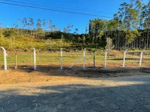 Terreno / Lote para Venda em Santa Branca/SP Angola