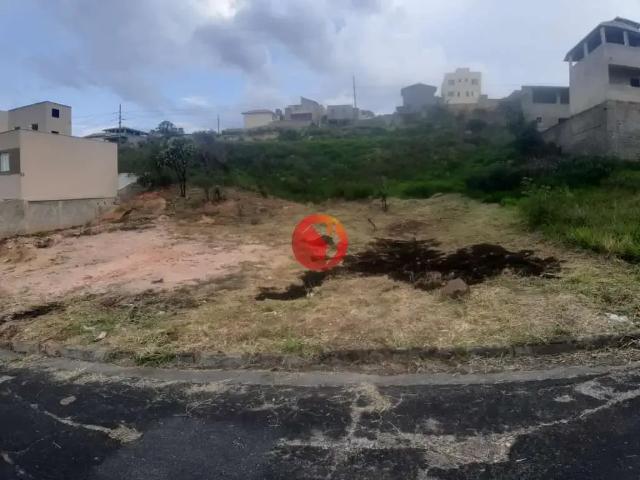 Terreno / Lote para Venda em Santa Luzia/MG Imperial