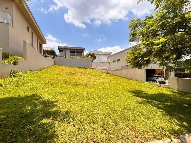 Terreno / Lote para Venda em Santana de Parnaíba/SP Colinas da Anhangüera