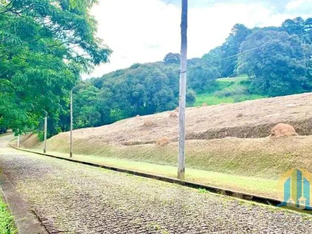Terreno / Lote para Venda em Santana de Parnaíba/SP Condomínio Voturuna