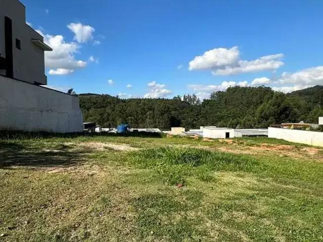 Terreno / Lote para Venda em Santana de Parnaíba/SP Cidade Tamboré