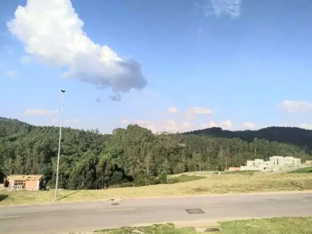 Terreno / Lote para Venda em Santana de Parnaíba/SP Cidade Tamboré